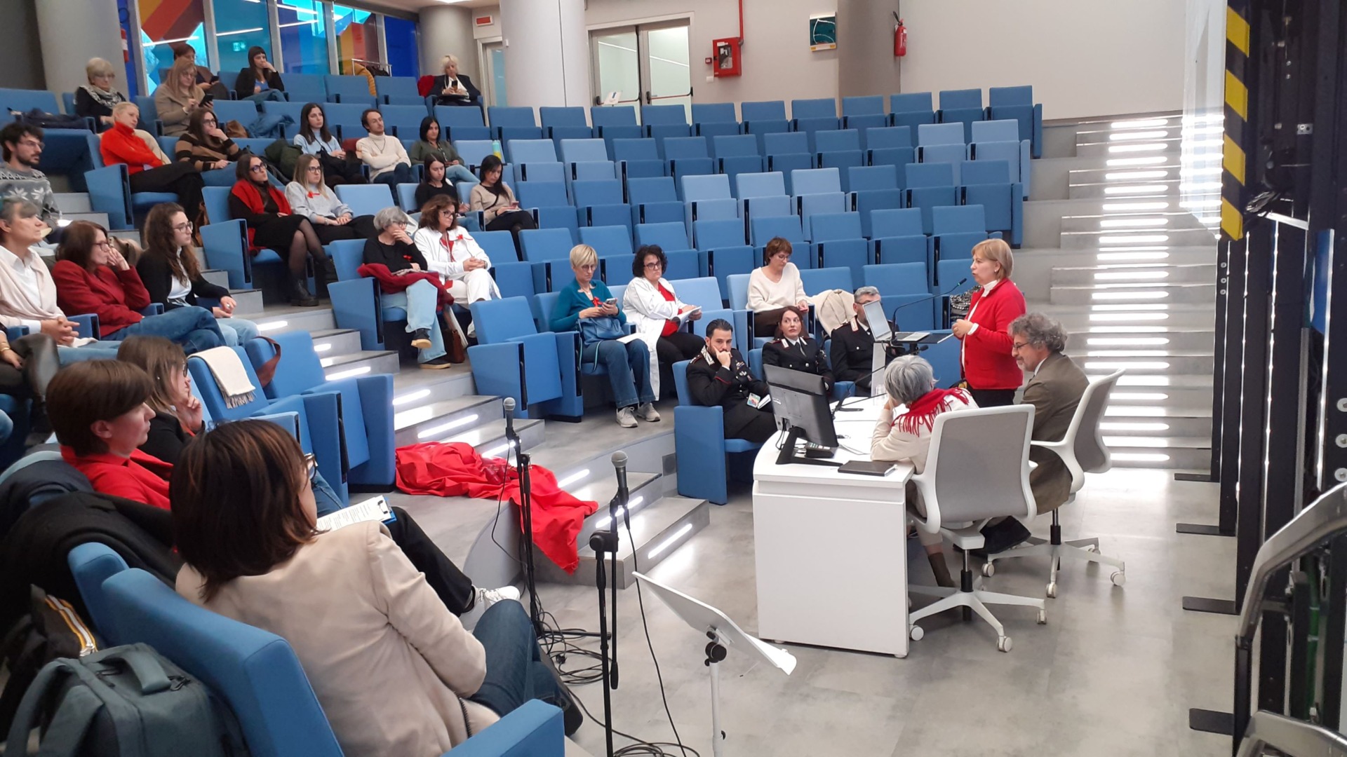 ASL CN2 capofila: tavola rotonda per dire BASTA alla violenza sulle ...